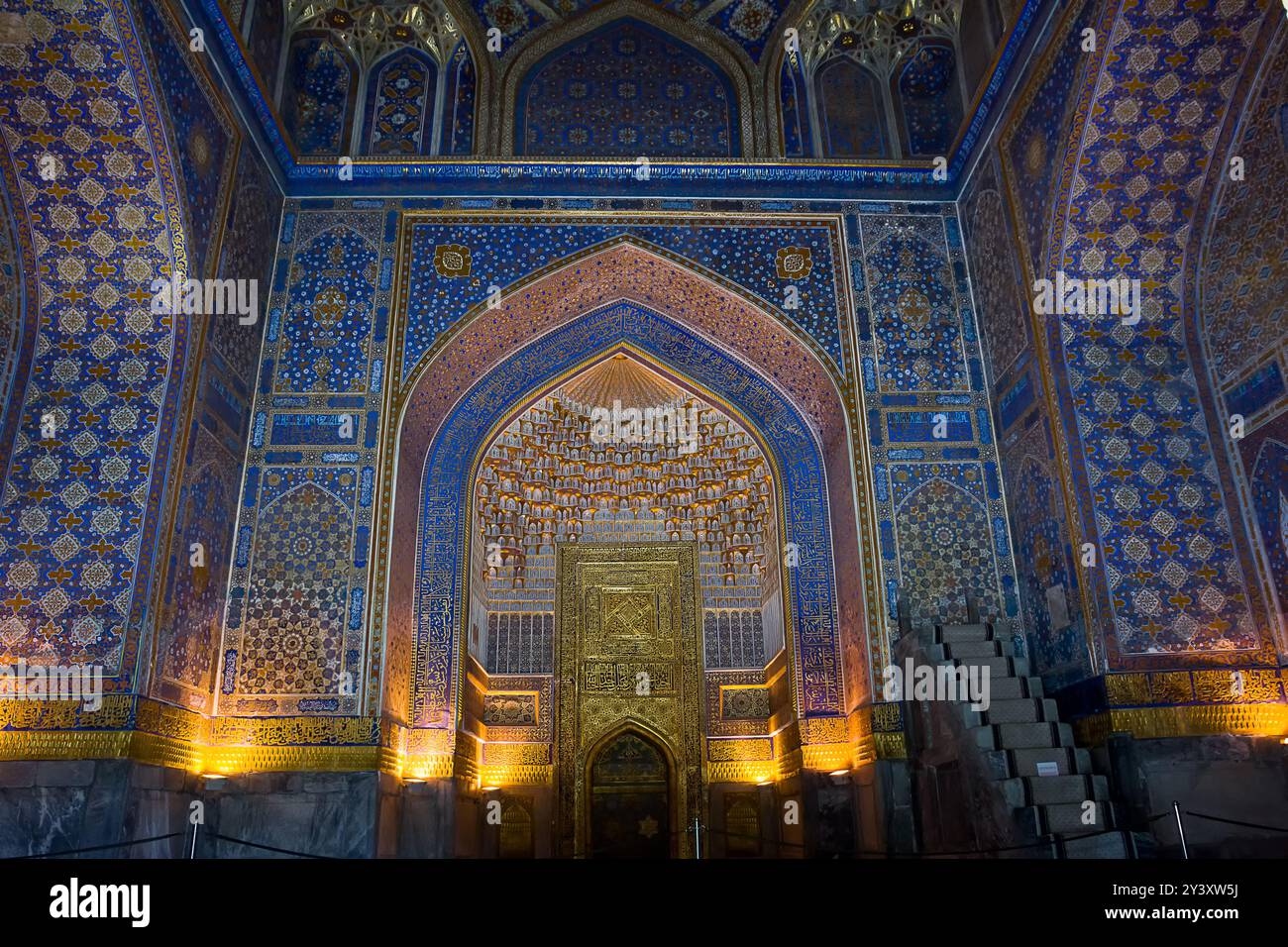 Portal and arch inside the tilya kori mosque in the Registan of ...