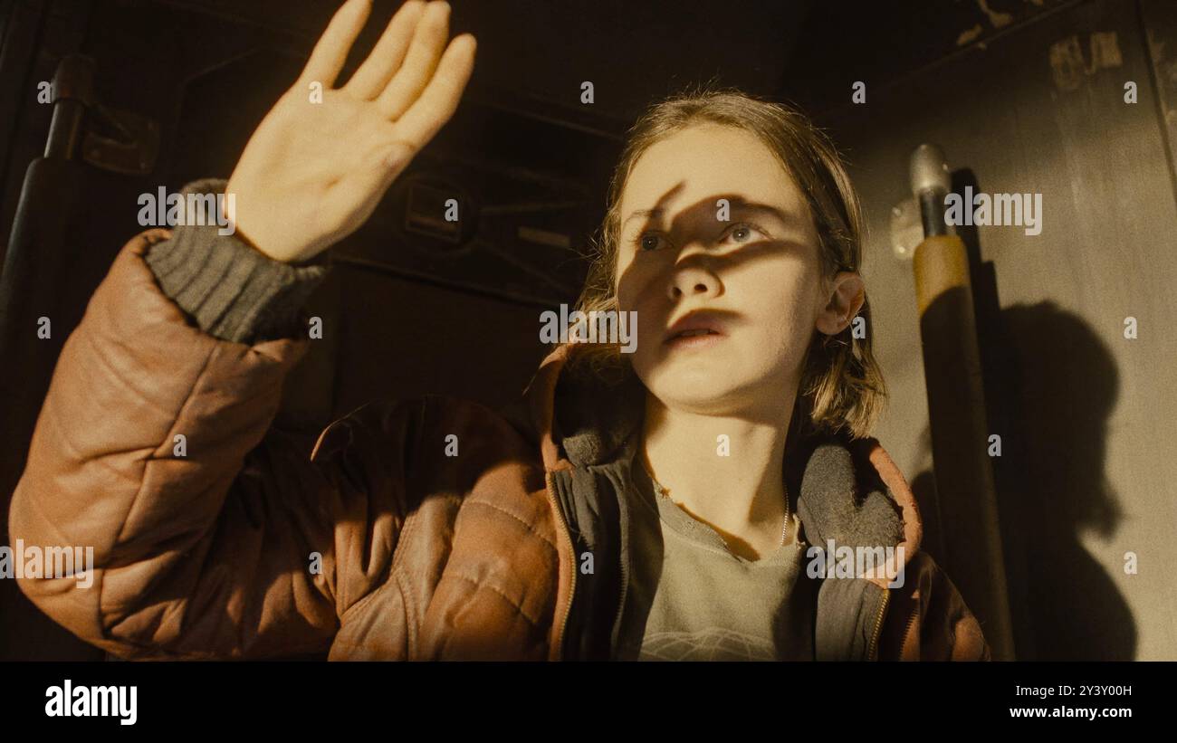 CAILEE SPAENY in ALIEN: ROMULUS (2024), directed by FEDE ALVAREZ ...