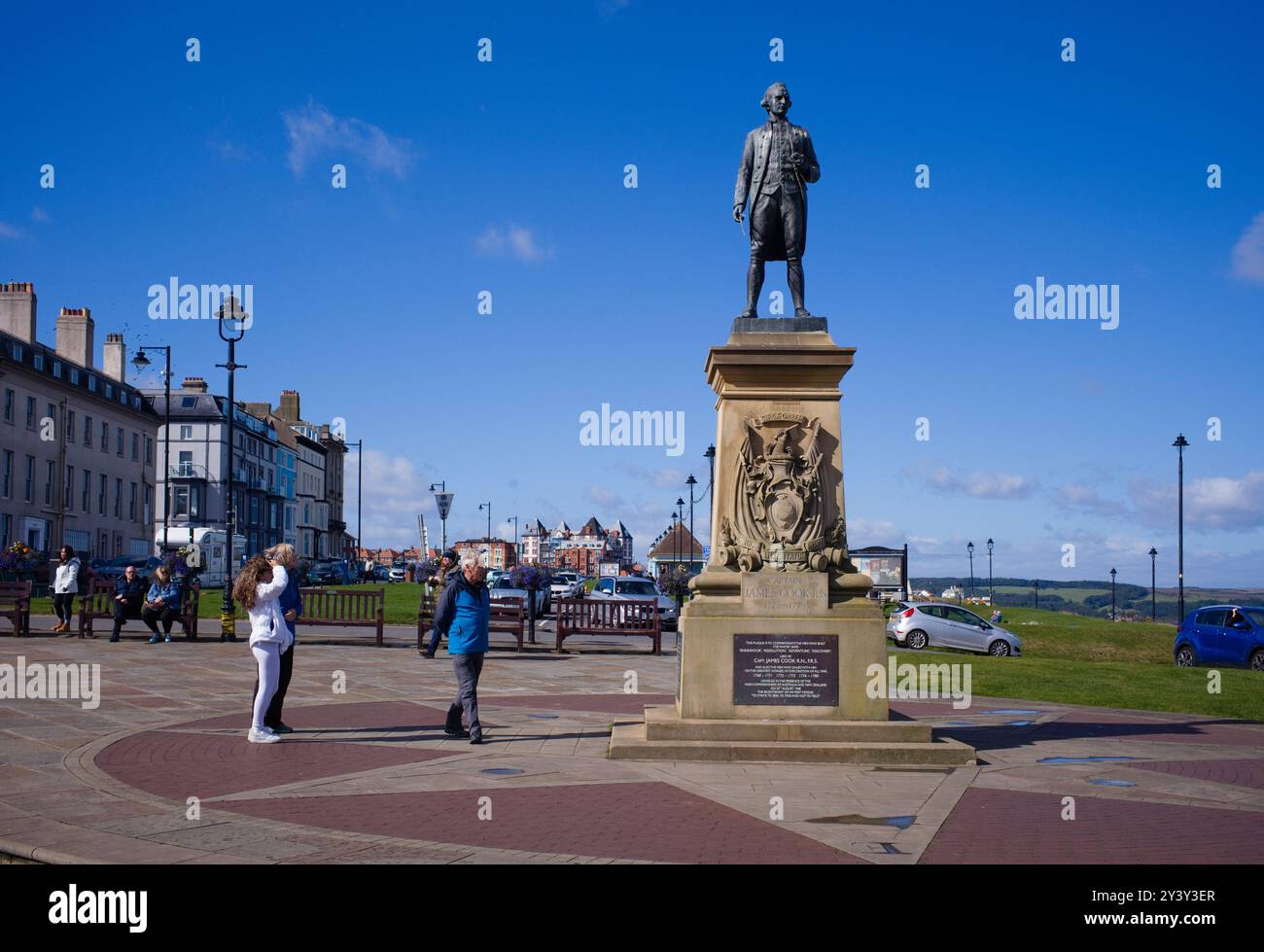 Memorial to Captain Cook on the headland above Whitby harbour Stock ...