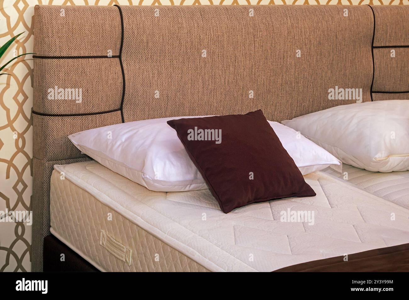 Mattress piles hi-res stock photography and images - Alamy