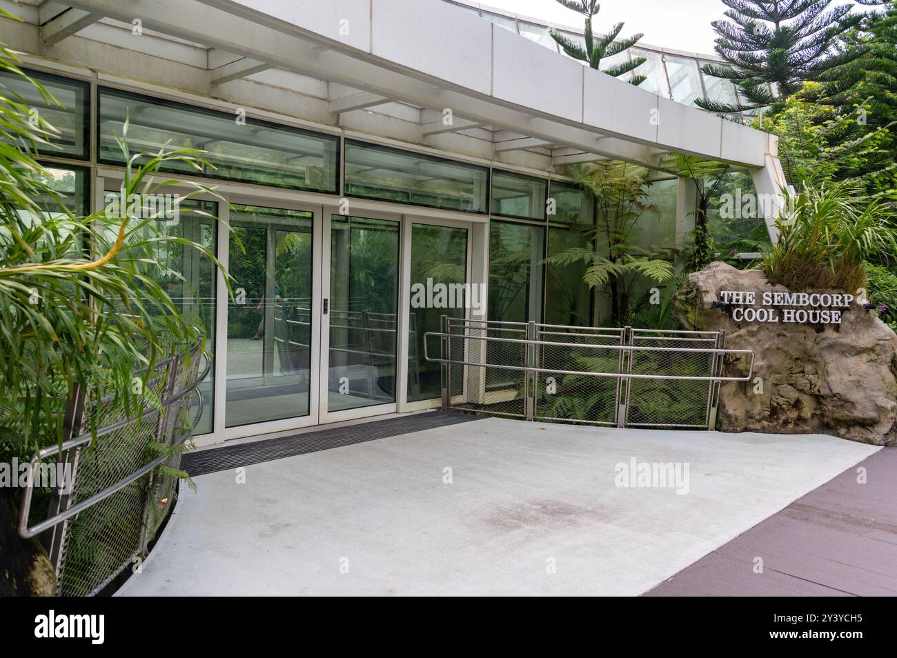 Sembcorp hi-res stock photography and images - Alamy