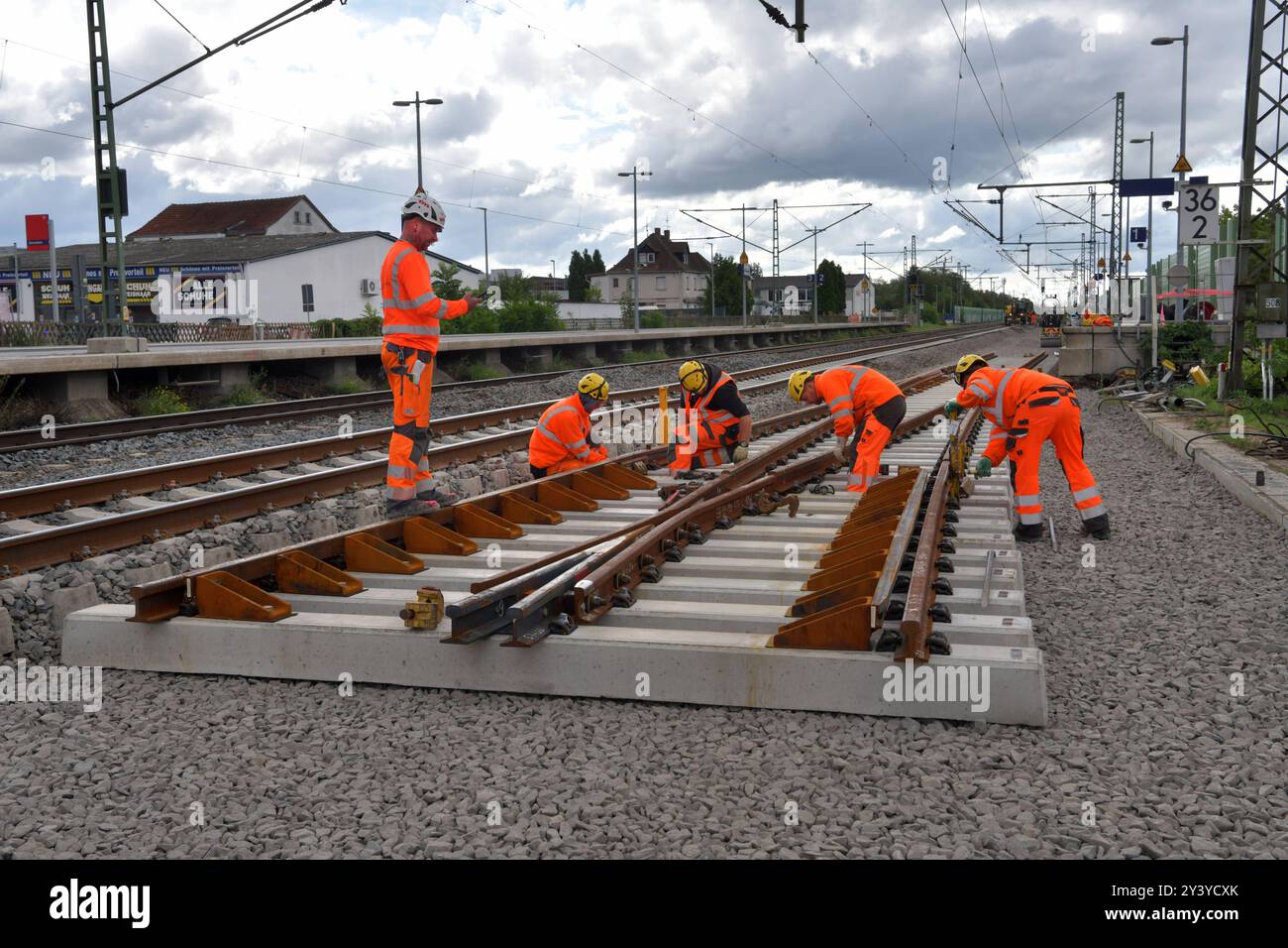Deutschland, Gernsheim, 14.09.2024 Deutsche Bahn startet erste ...