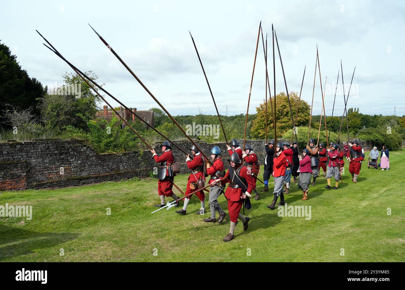 Pikemen from the English Civil War re-enactment group, The Marquess of ...