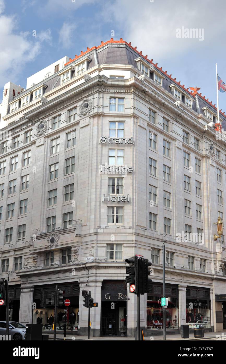 Strand Palace Hotel in London's West End Stock Photo - Alamy