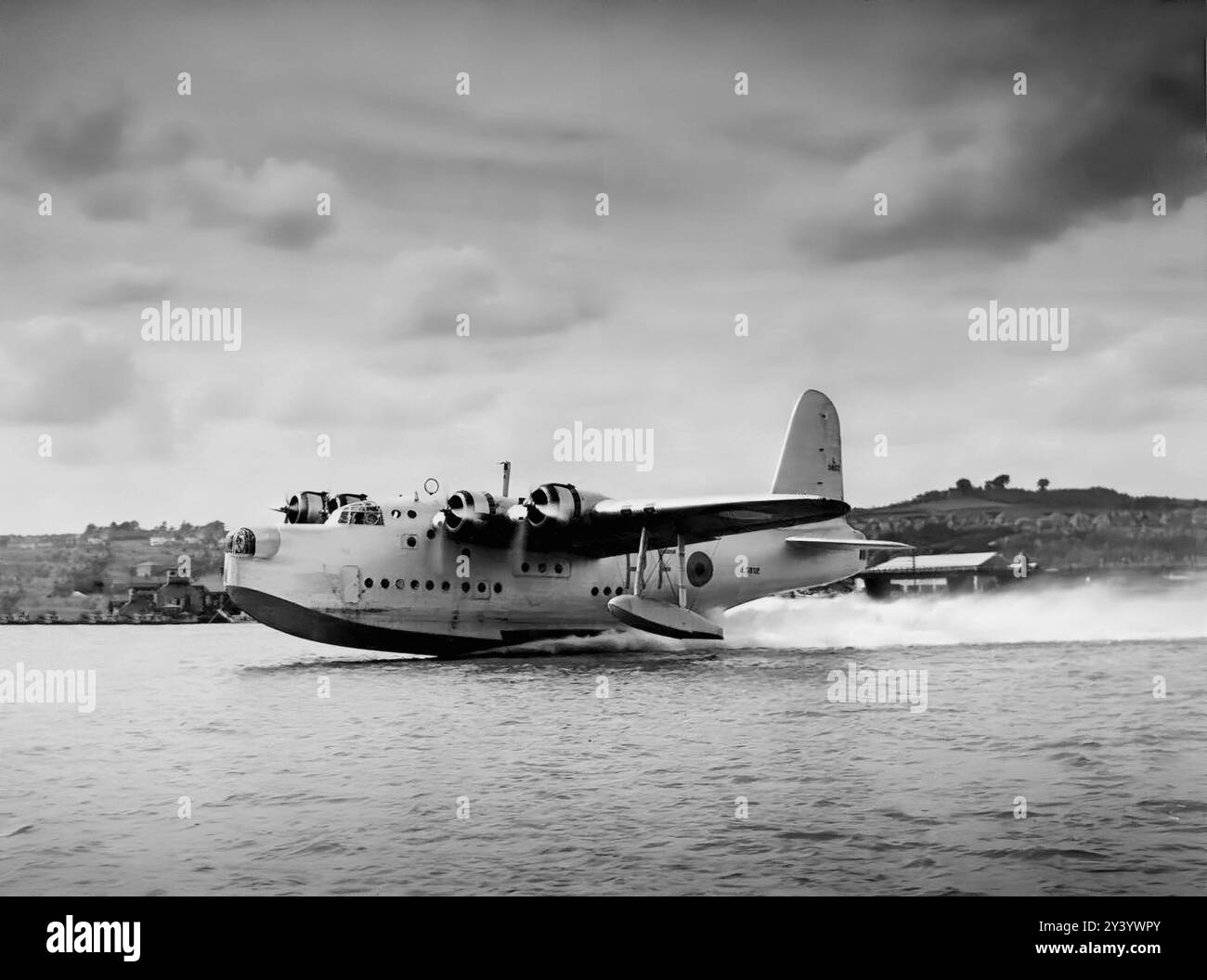 British plane damaged ww2 Black and White Stock Photos & Images - Alamy