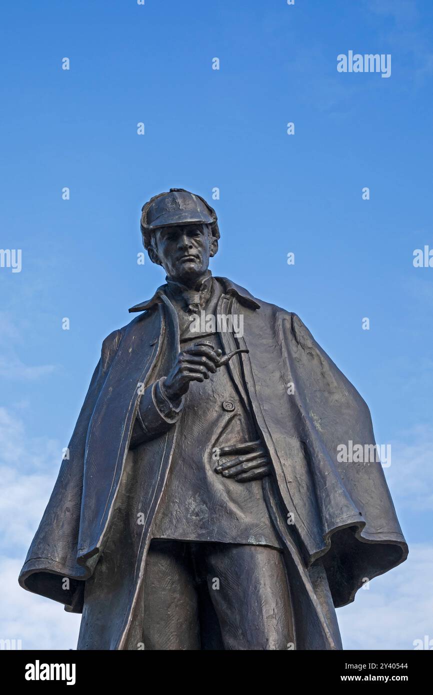 Sherlock Holmes, statue, Pickardy Place, Edinburgh, Scotland, UK Stock ...