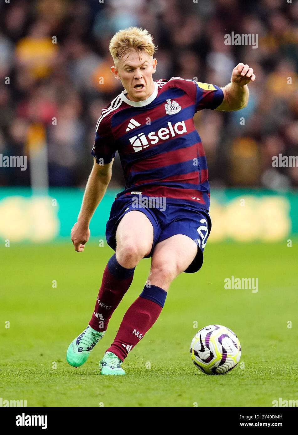 Lewis hall english premier league hi-res stock photography and images ...