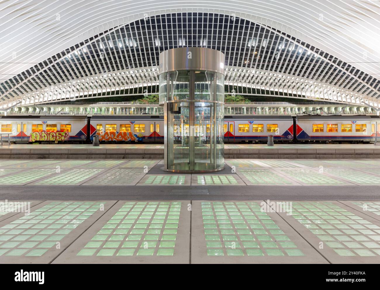 Liège-Guillemins train station Stock Photo - Alamy