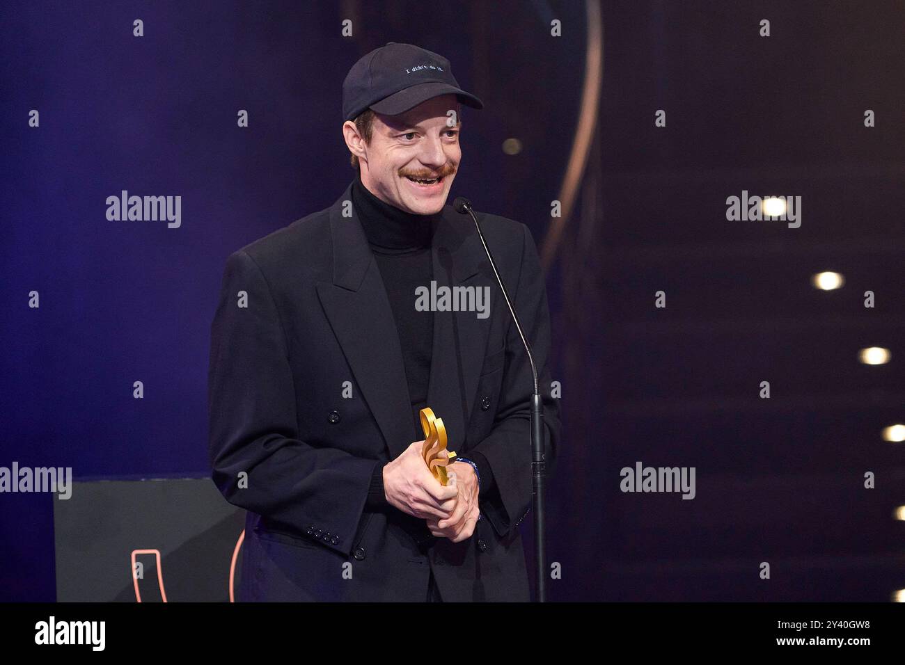 Verleihung Deutscher Schauspielpreis 2024 Merlin Sandmeyer bei der Verleihung Deutscher ...