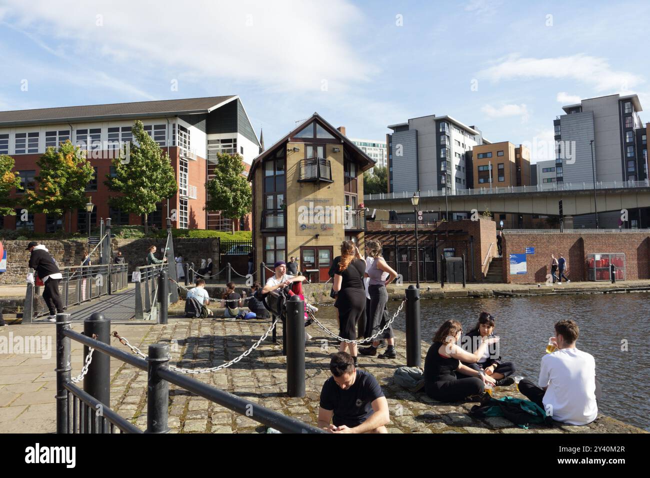 Quayside market and festival, Victoria Quays Sheffield canal basin ...
