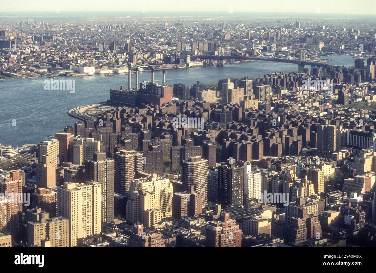 1994 archive photograph of view from the 80th floor of the Empire State ...