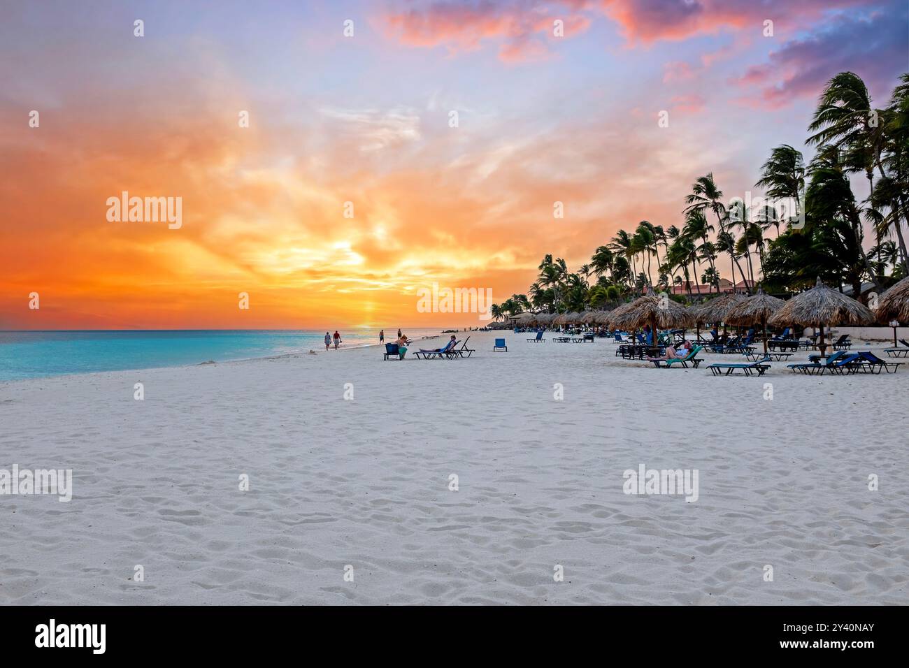 Sun umbrella in aruba hi-res stock photography and images - Alamy