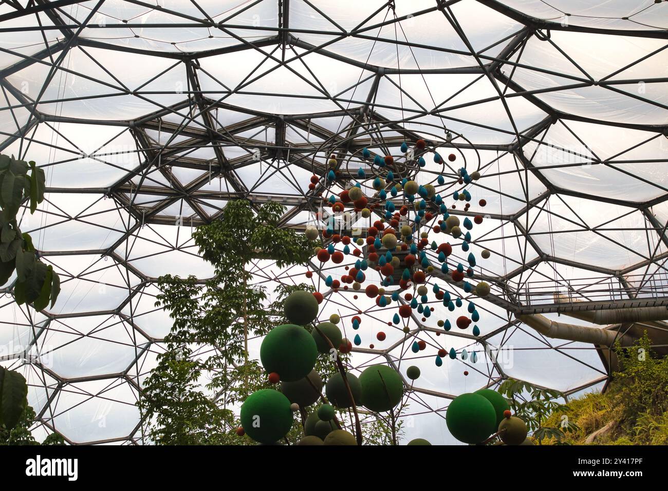 Blend of colorful spheres hi-res stock photography and images - Alamy