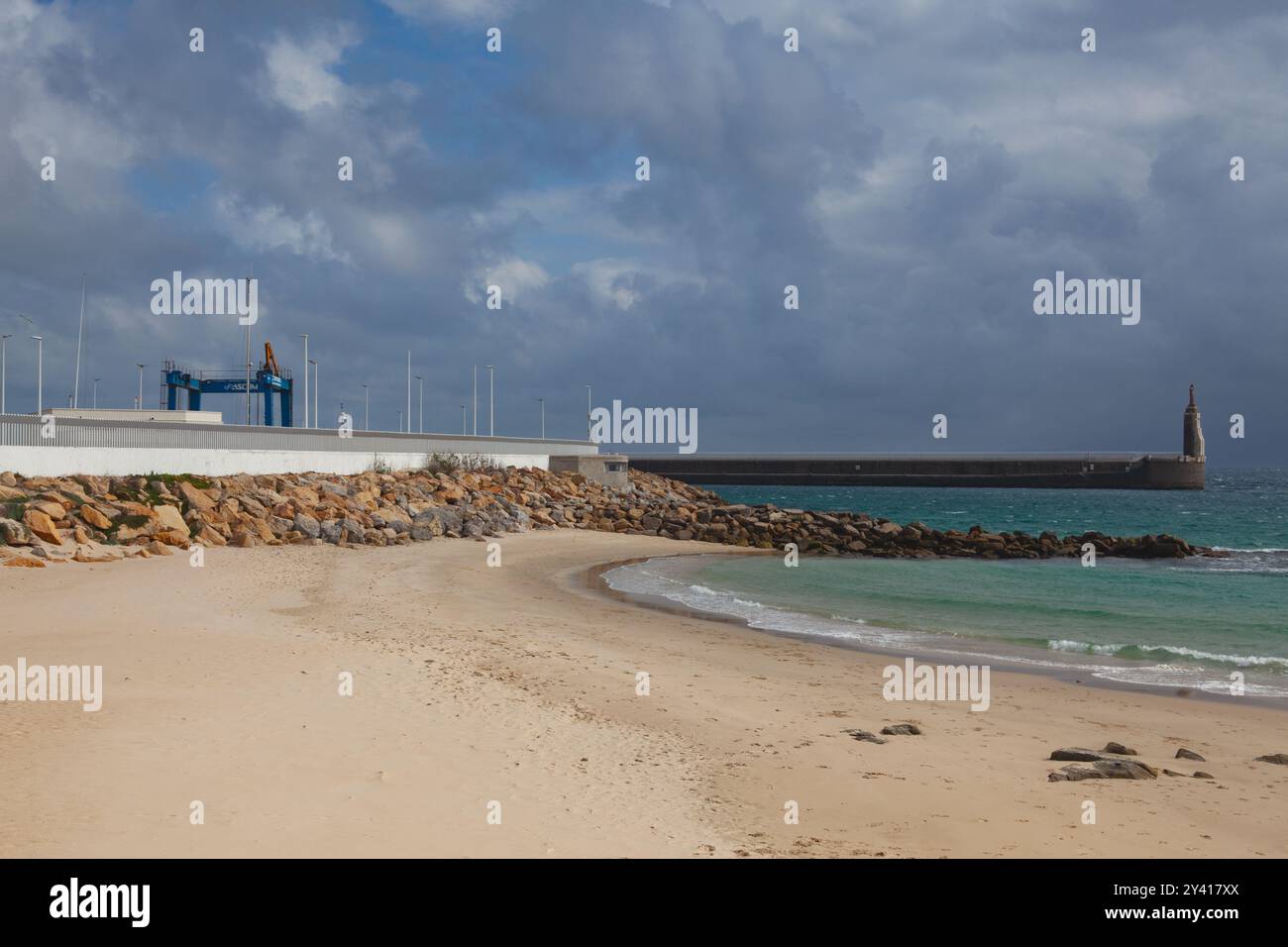 Lighthouse in tarifa dramatic sky hi-res stock photography and images ...