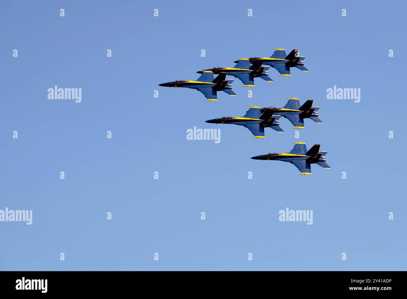 Blue angels formation hi-res stock photography and images - Alamy