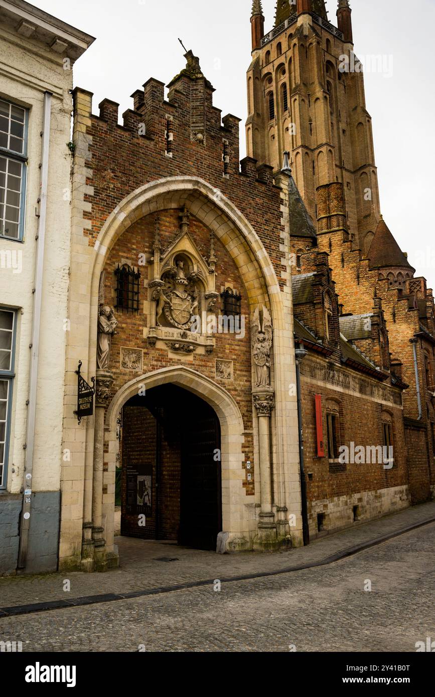 Gothic entrance gate to Gruuthuse museum in Bruges, Belgium Stock Photo ...