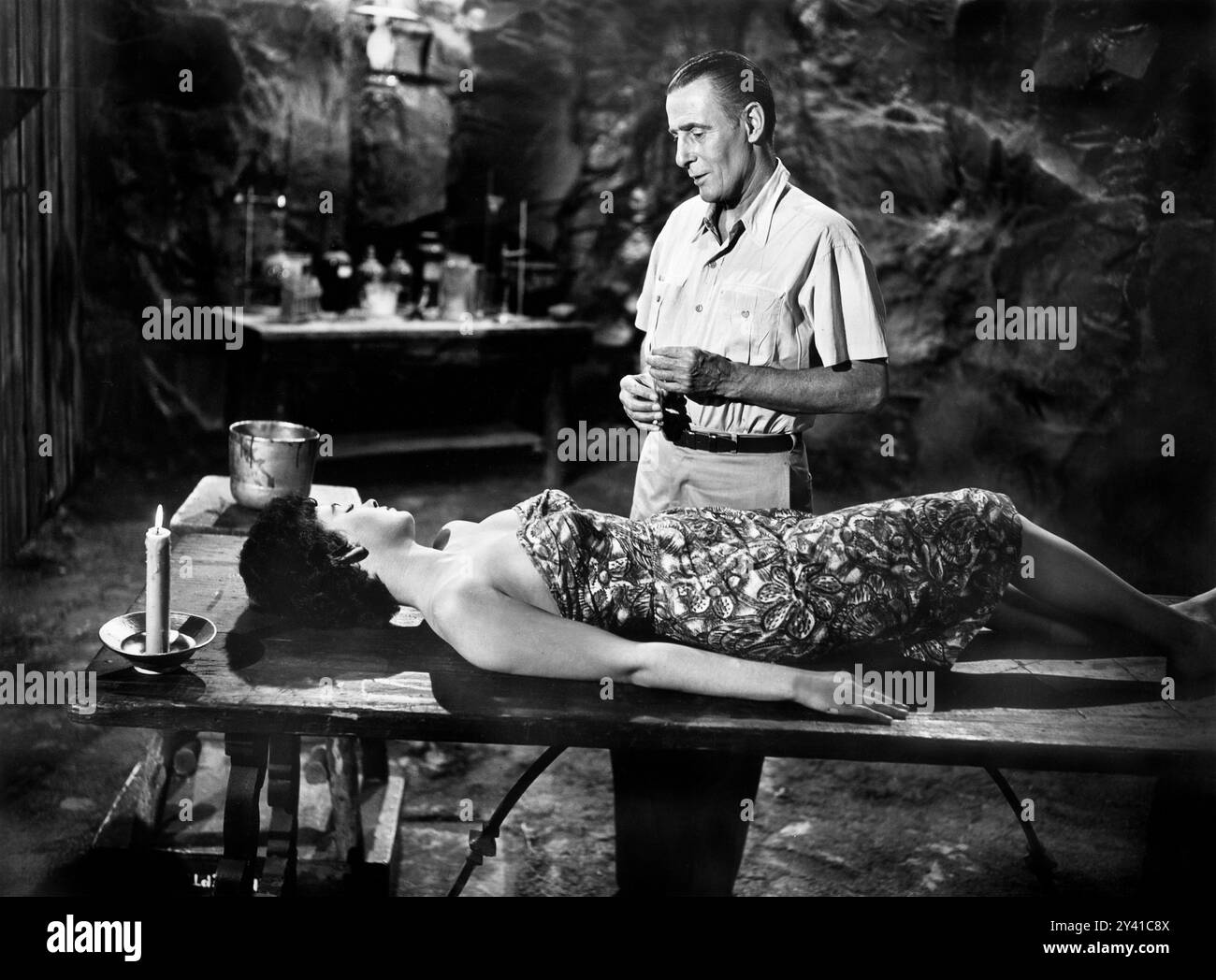 Jean Davis, Tom Conway, on-set of the film, "Voodoo Woman", American ...