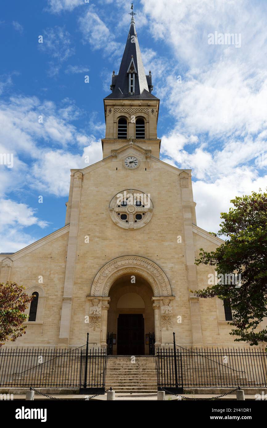 Notre-Dame de la Gare is a Roman Catholic parish church located on ...