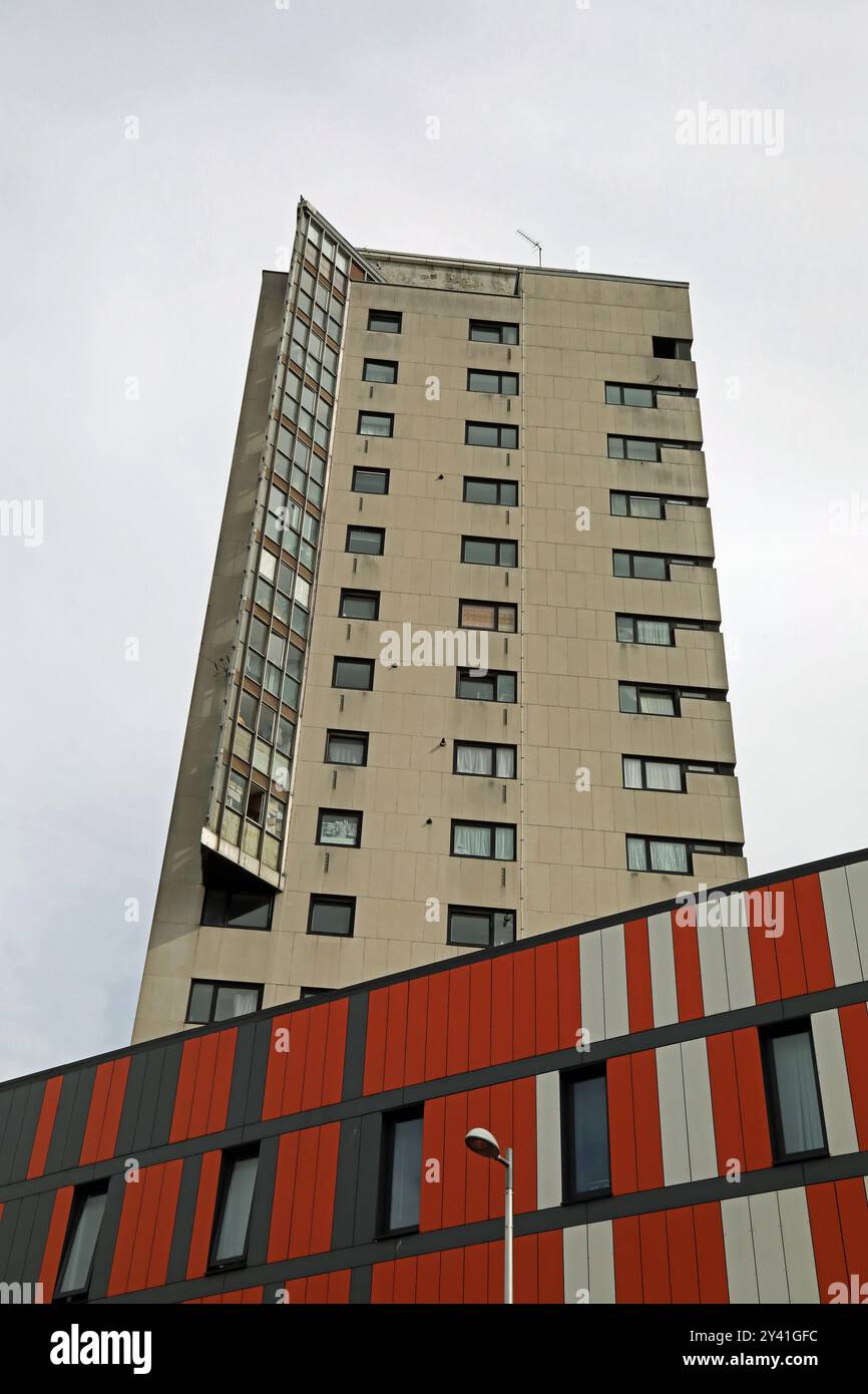 Hillman House high rise apartment building in Coventry Stock Photo - Alamy