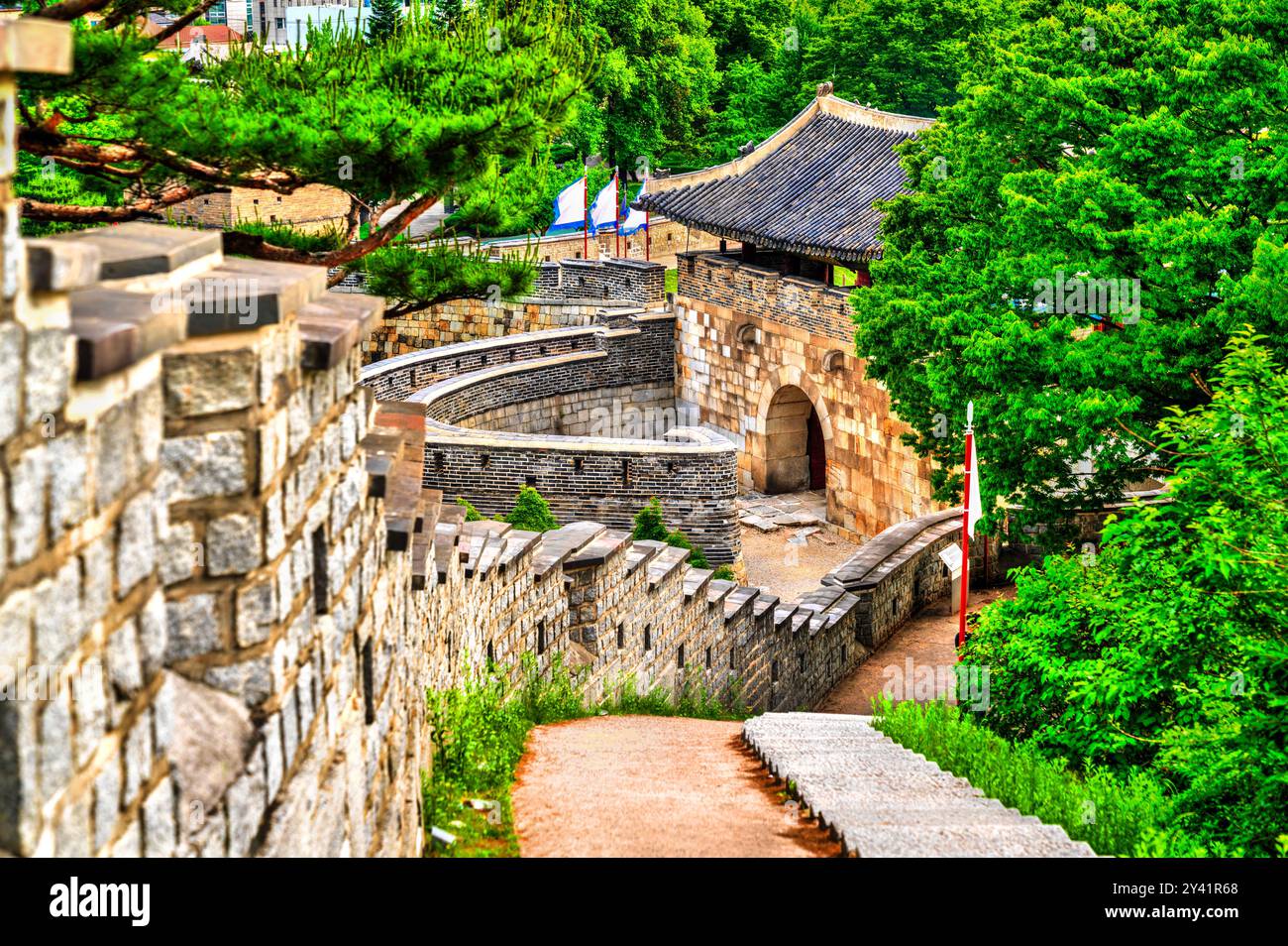 Hwaseomun Gate of Hwaseong Fortress in Suwon, UNESCO world heritage in ...