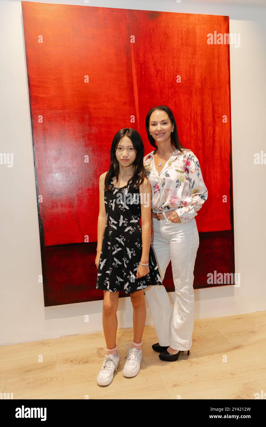 Belle Zhang LABA signed artist & Brooke Douek at Loisir Gallery ...