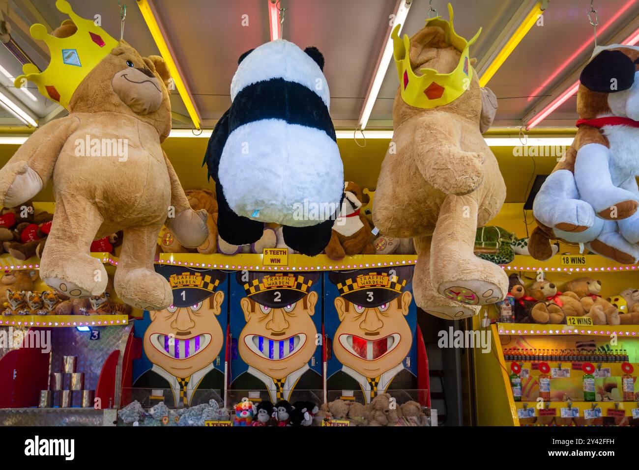 Giant stuffed animal toy prizes on funfair fairground stall Stock Photo ...