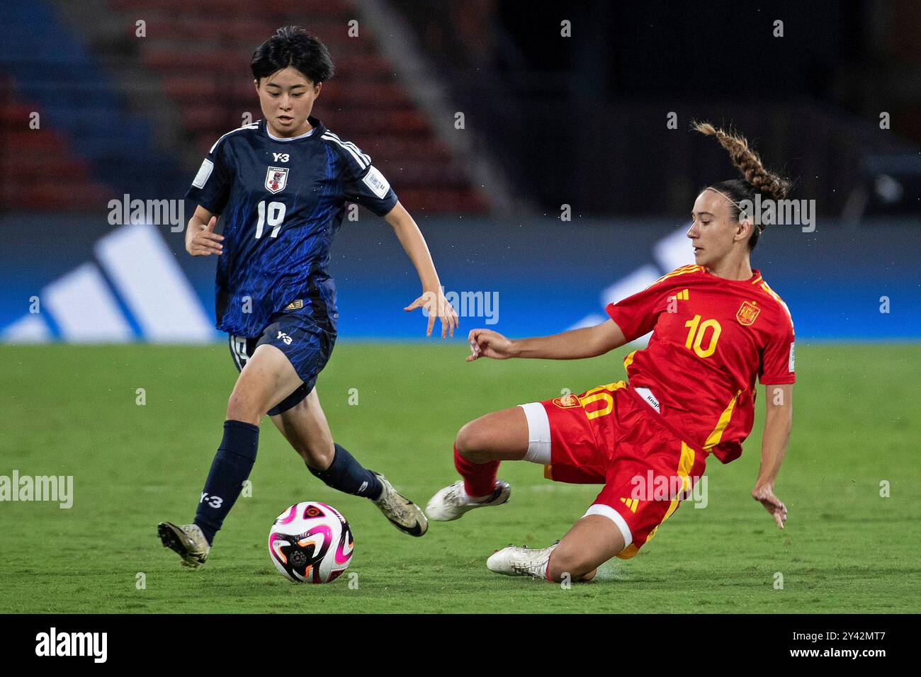 Medelin, Colombia. 15th Sep, 2024. Miyu Matsunaga of Japan battles for ...