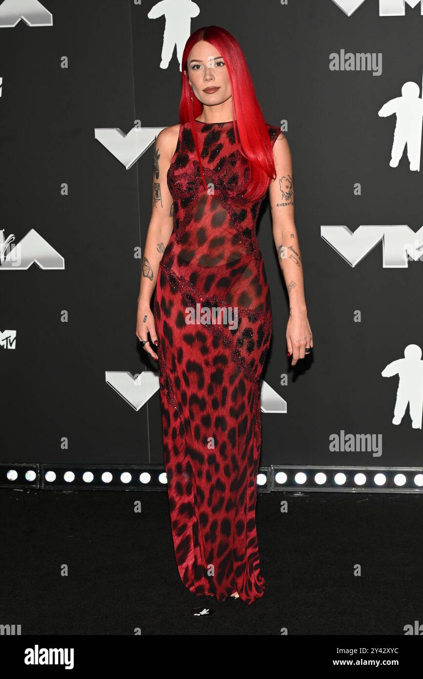 Halsey attends the 2024 MTV Video Music Awards at UBS Arena on ...