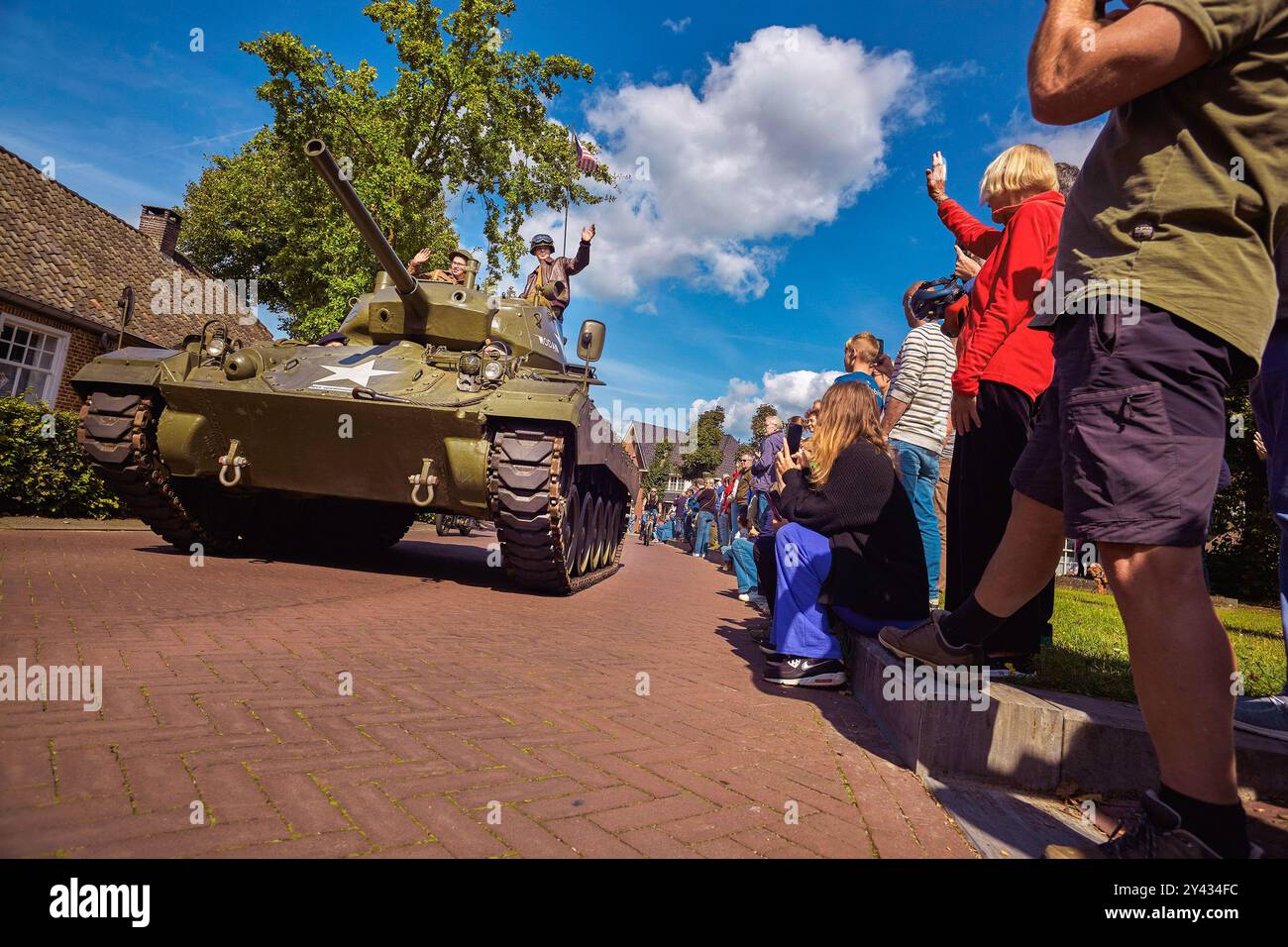 Operation market garden advance hi-res stock photography and images - Alamy