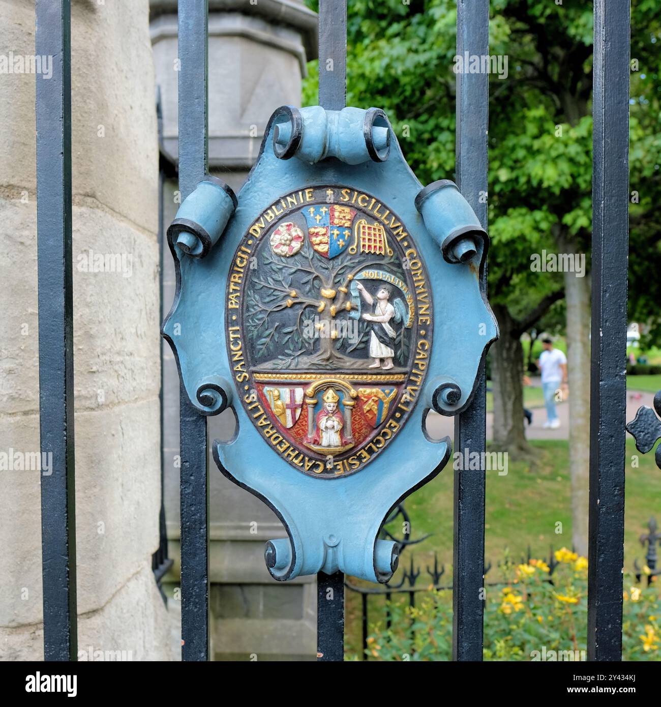 Saint Patrick's Cathedral crest and common seal on a gate and entrance ...