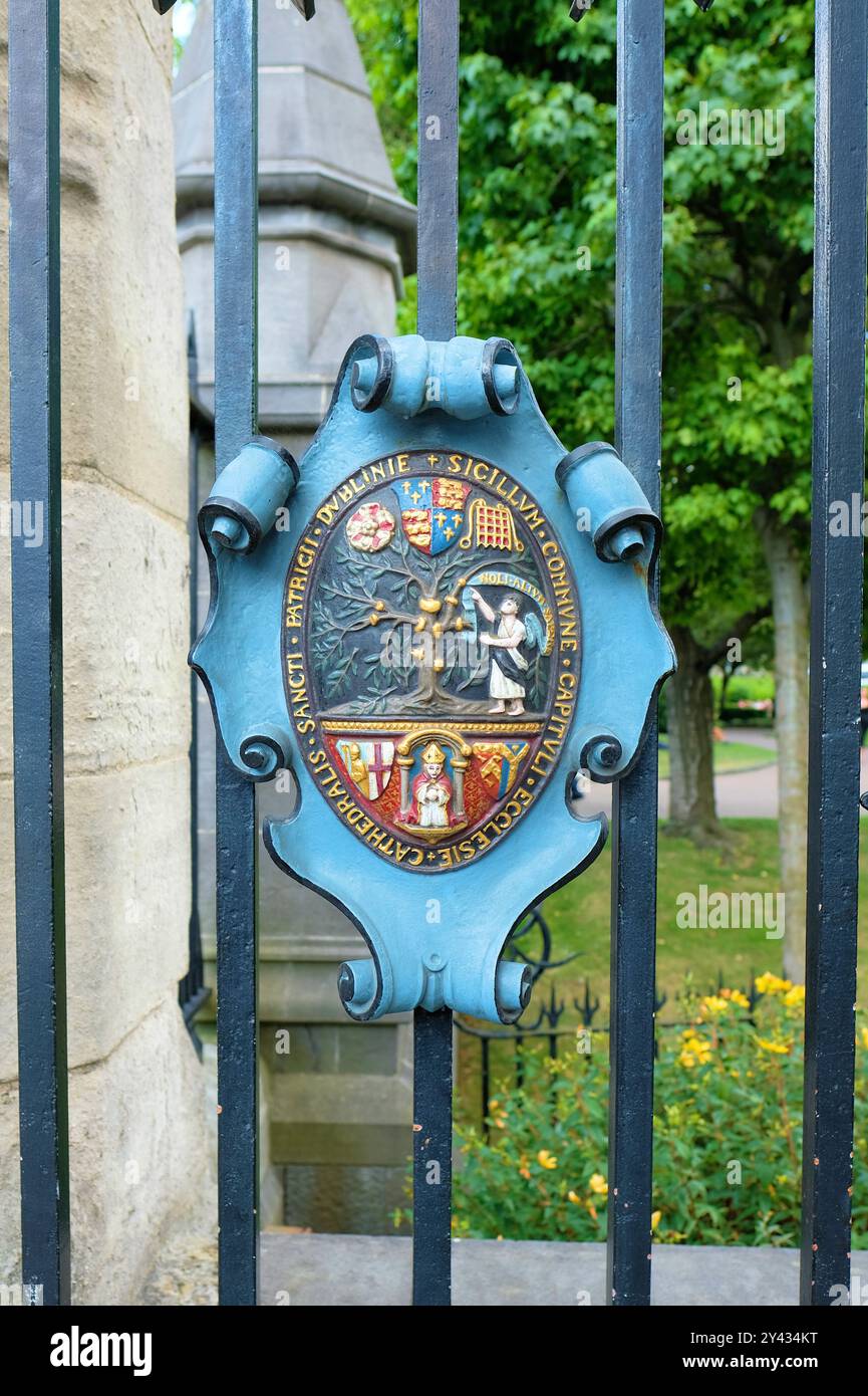 Saint Patrick's Cathedral crest and common seal on a gate and entrance ...