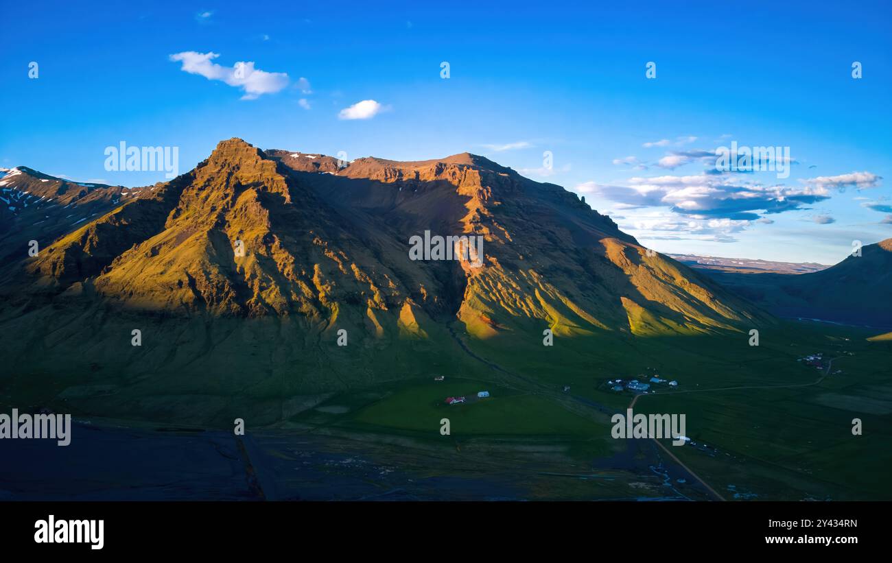 Iceland high resolution rich hi-res stock photography and images - Alamy