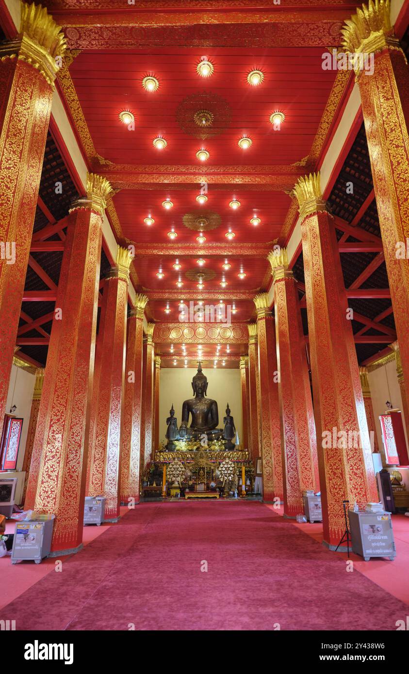 at Wat Ong Teu in Vientiane, Laos Stock Photo - Alamy