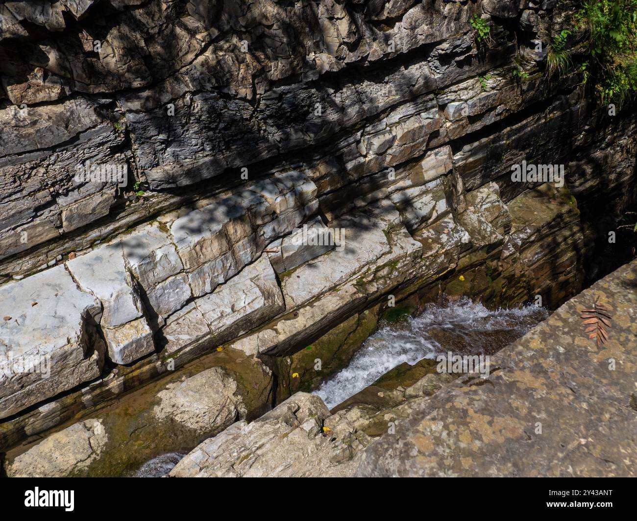 Rock exfoliate hi-res stock photography and images - Alamy
