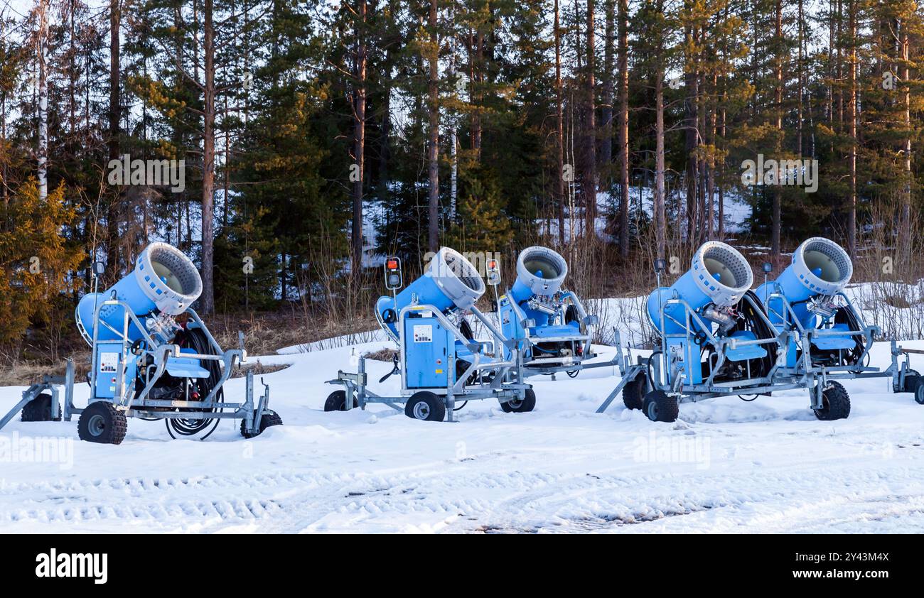 Snowmaking units for production of snow by forcing water and ...
