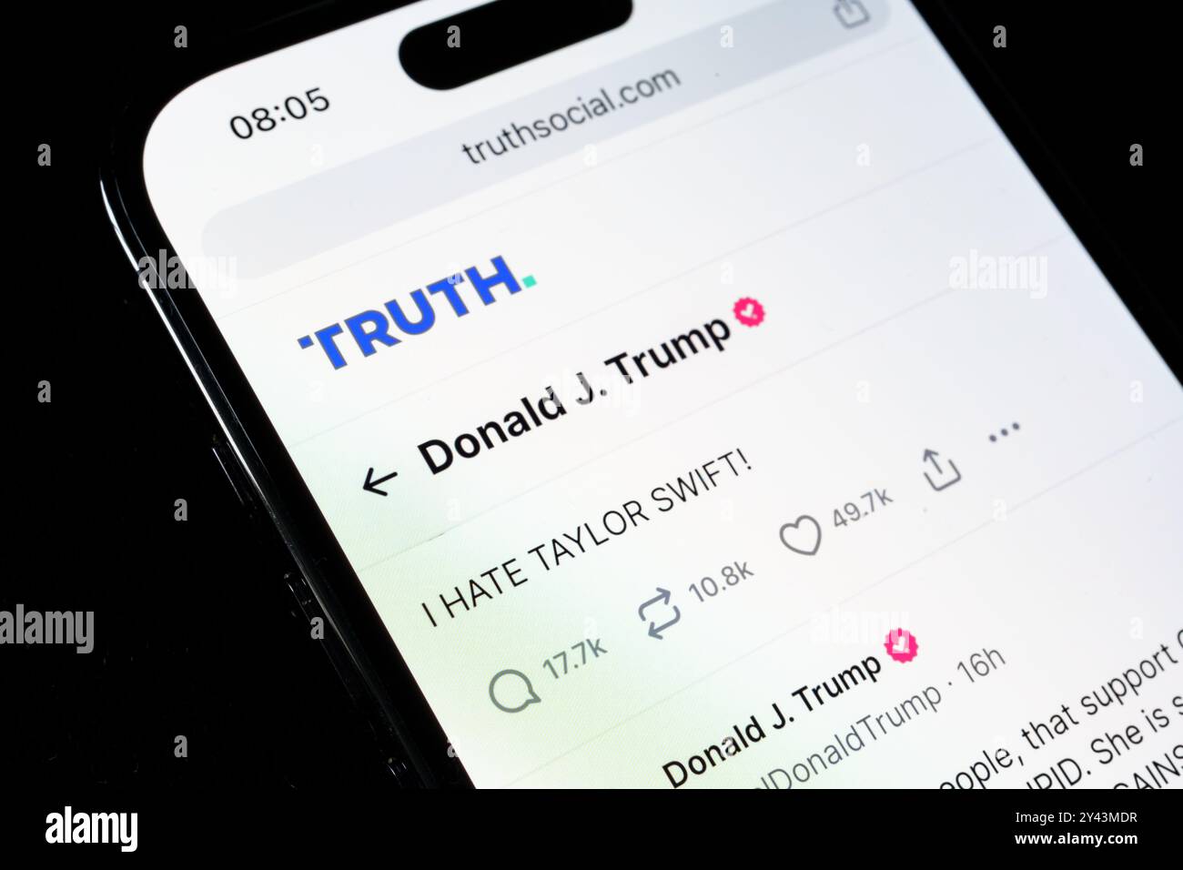 Hate! on screen close up hi-res stock photography and images - Alamy