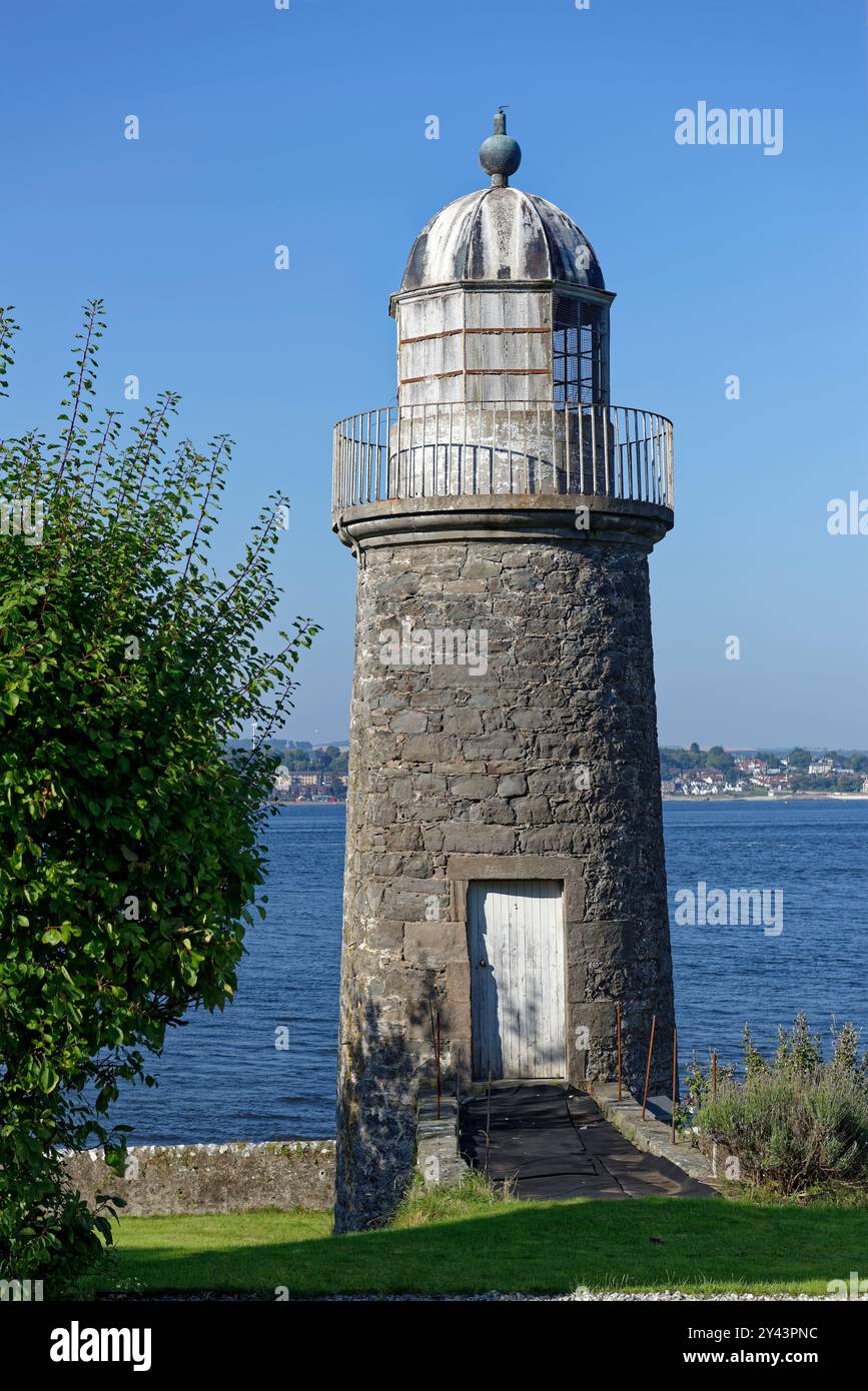 The Old East Lighthouse on the southern side of the Tay Estuary next to ...