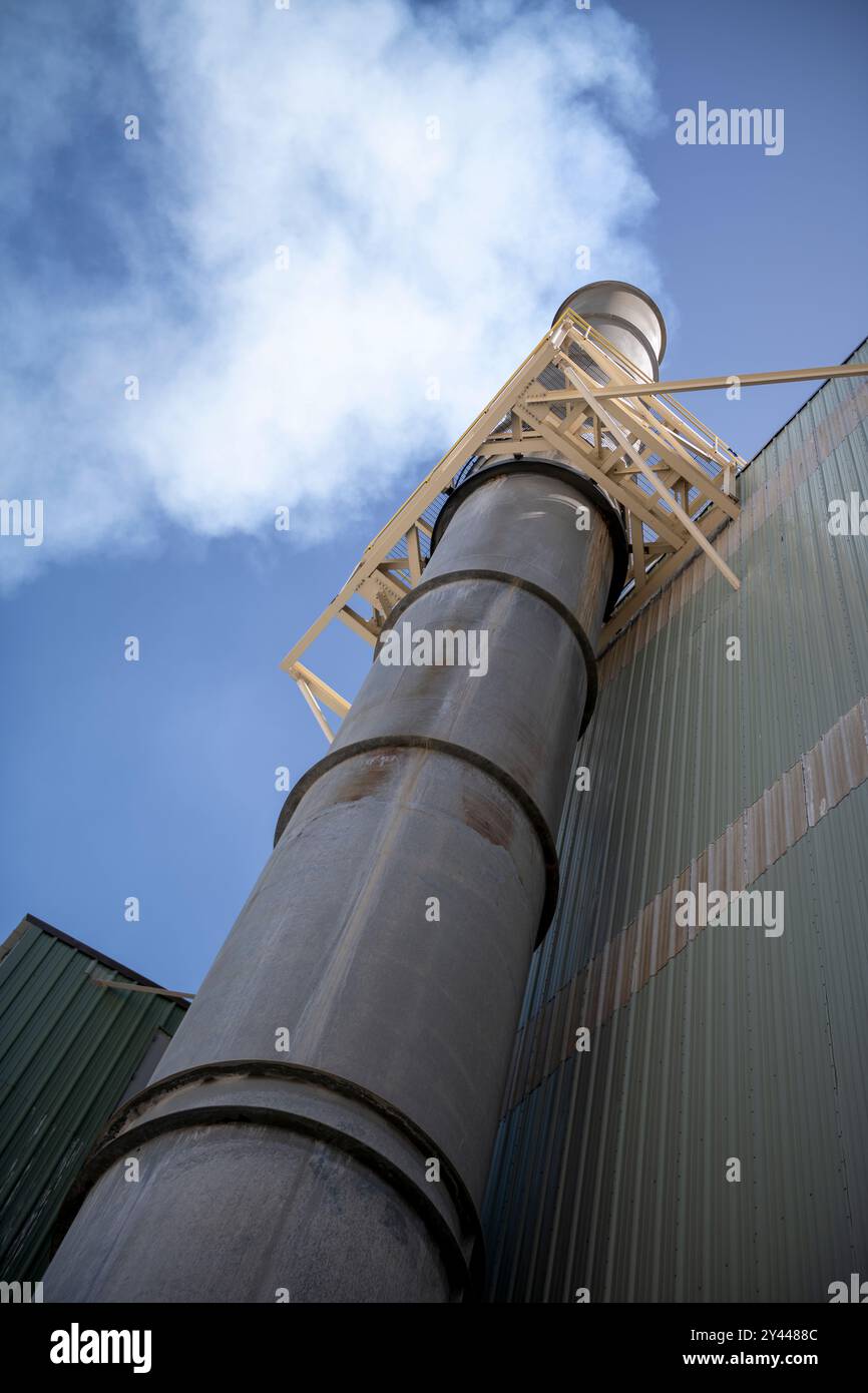Smoke stack exhaust design hi-res stock photography and images - Alamy