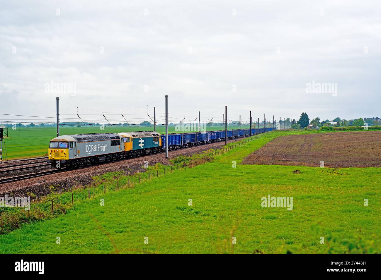 Class 56103 and 56098 on freight at Shipton by Beningbrough, North ...