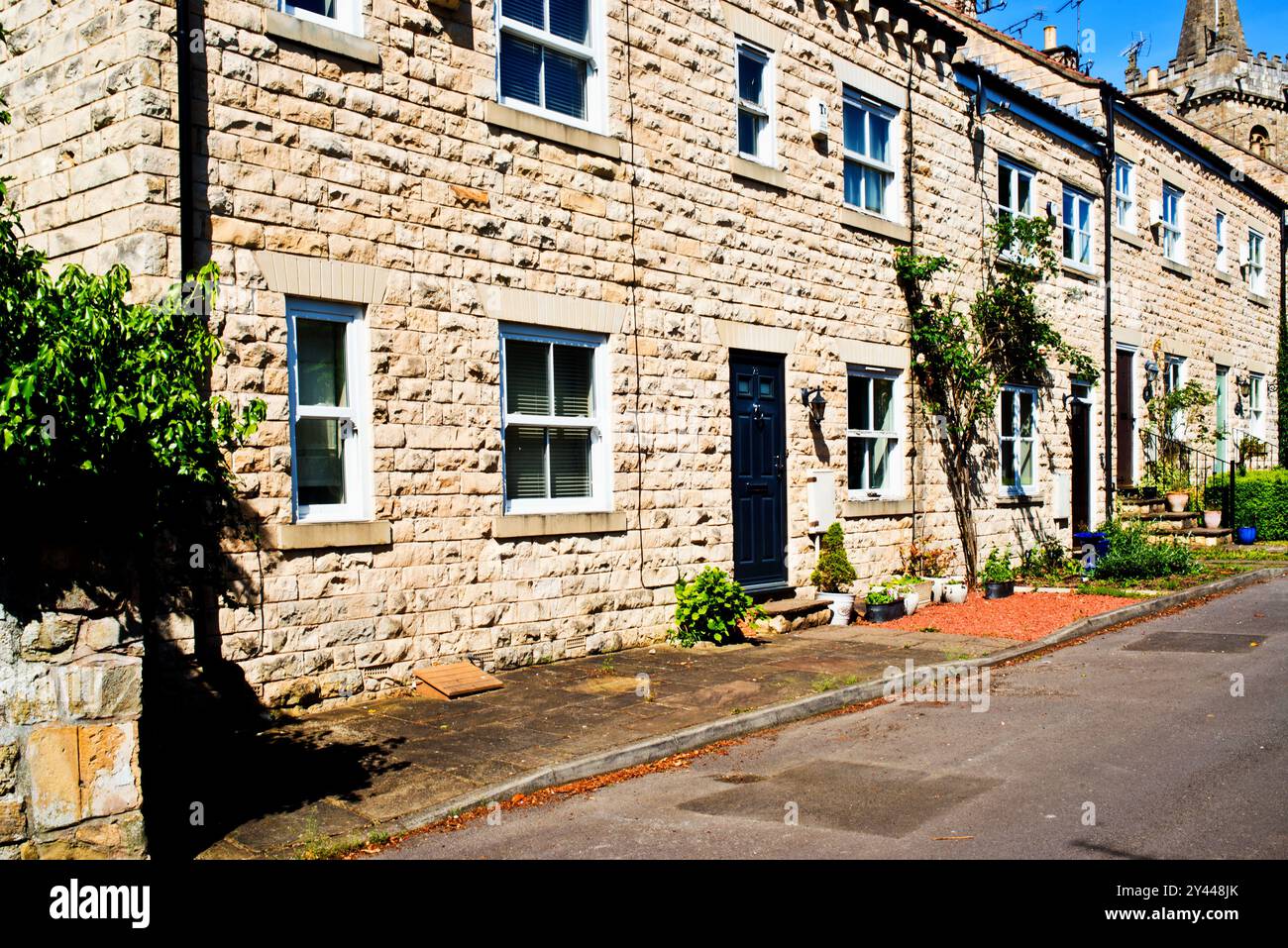 Bramham village hi-res stock photography and images - Alamy
