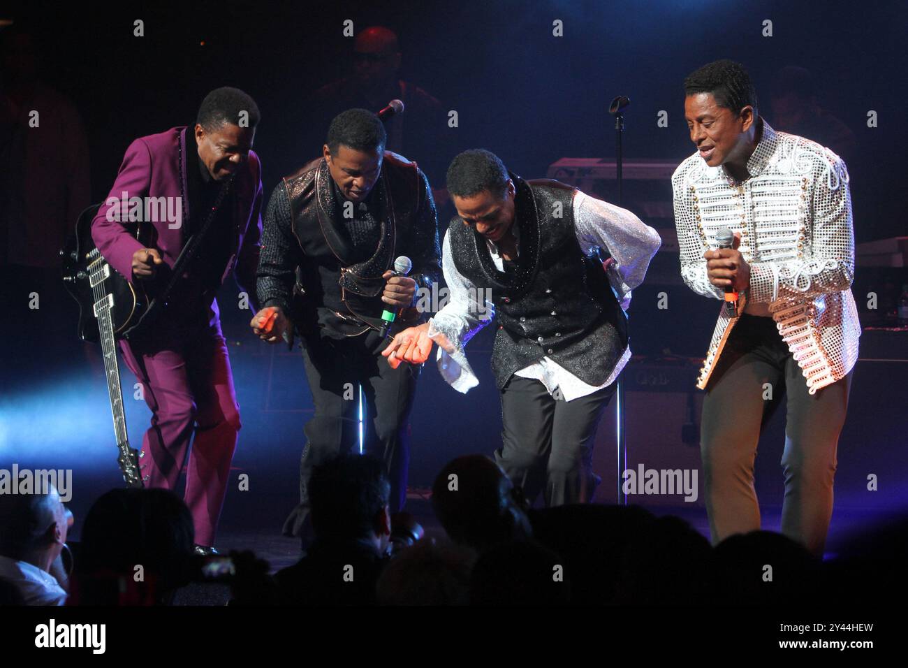 The Jacksons (Tito, Jackie, Marlon, and Jermaine) perform on The ...