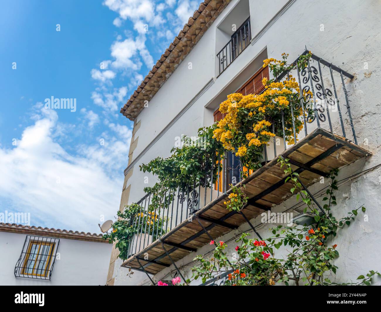 Typical Mediterranean balcony with flowers decoration, Altea, Spain ...