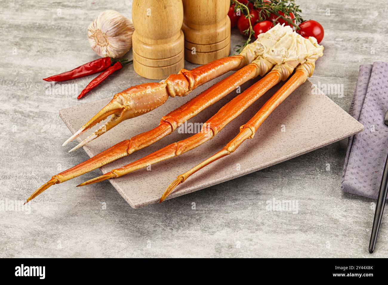 Delicous luxury boiled crab claw legs Stock Photo - Alamy