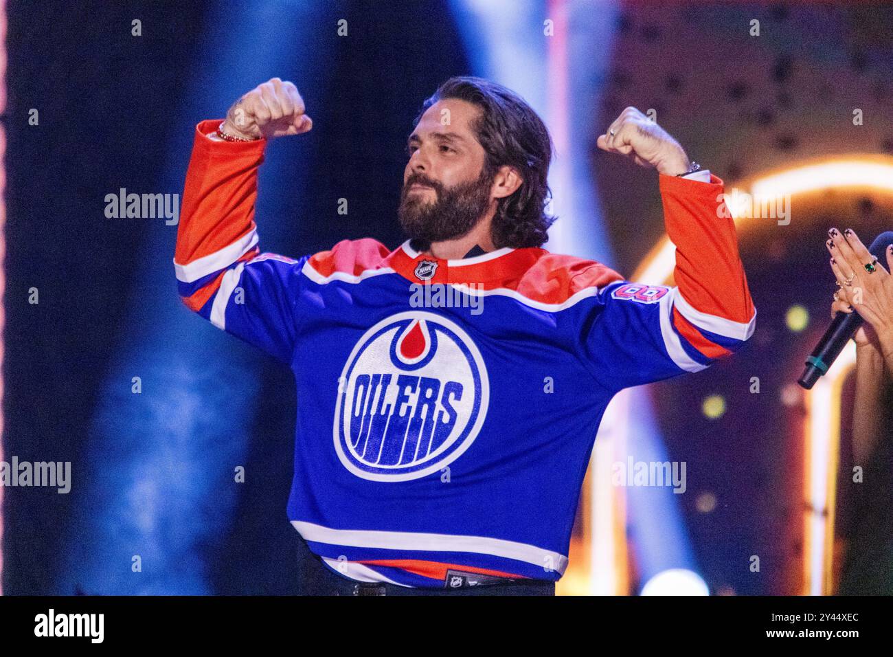 Edmonton oilers, jersey hi-res stock photography and images - Alamy
