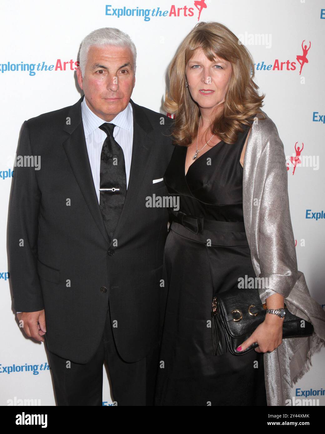 Mitch and Jane Winehouse arrive at Tony Bennett's 85th birthday gala ...