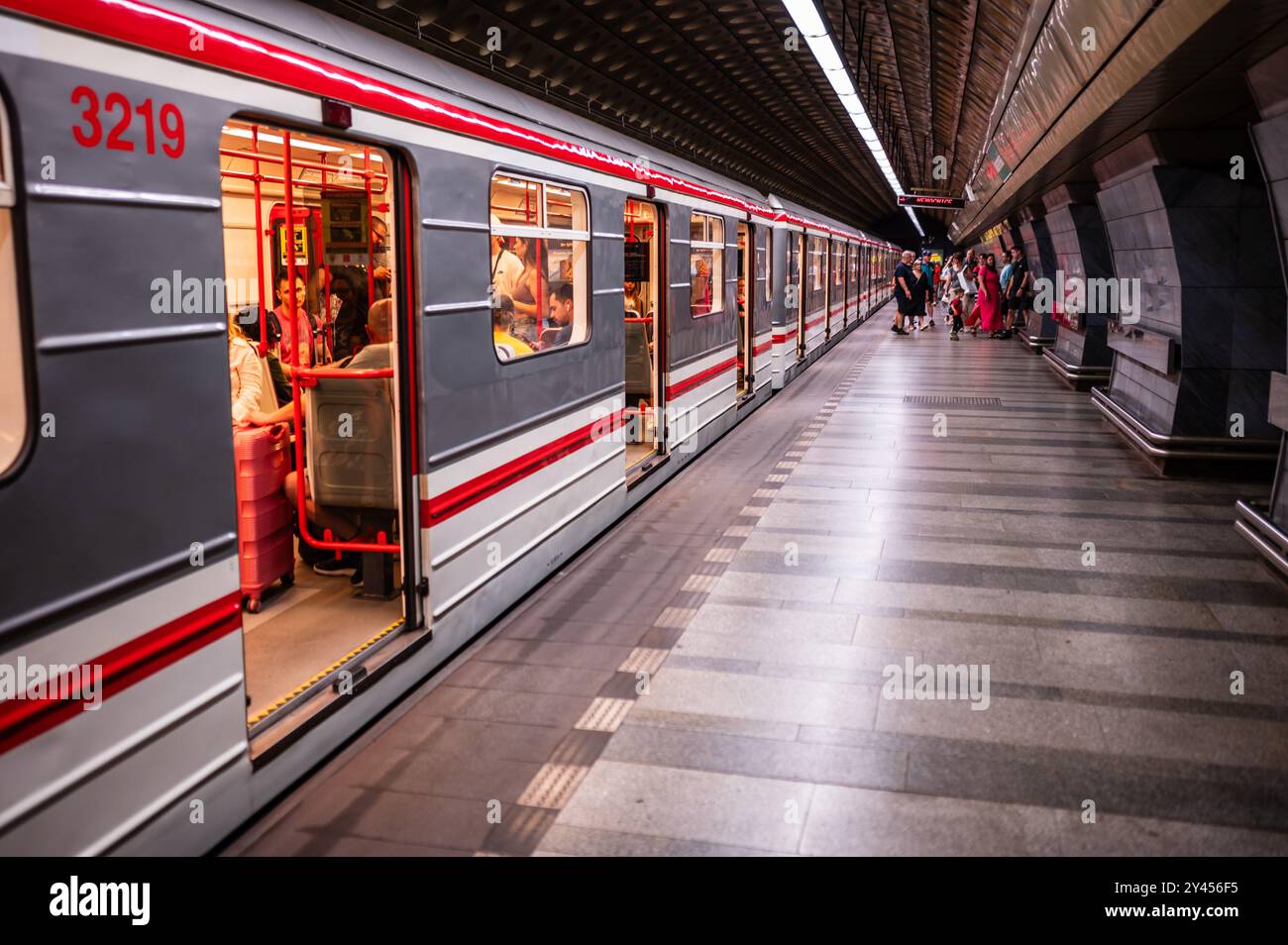 Prague metro map hi-res stock photography and images - Alamy