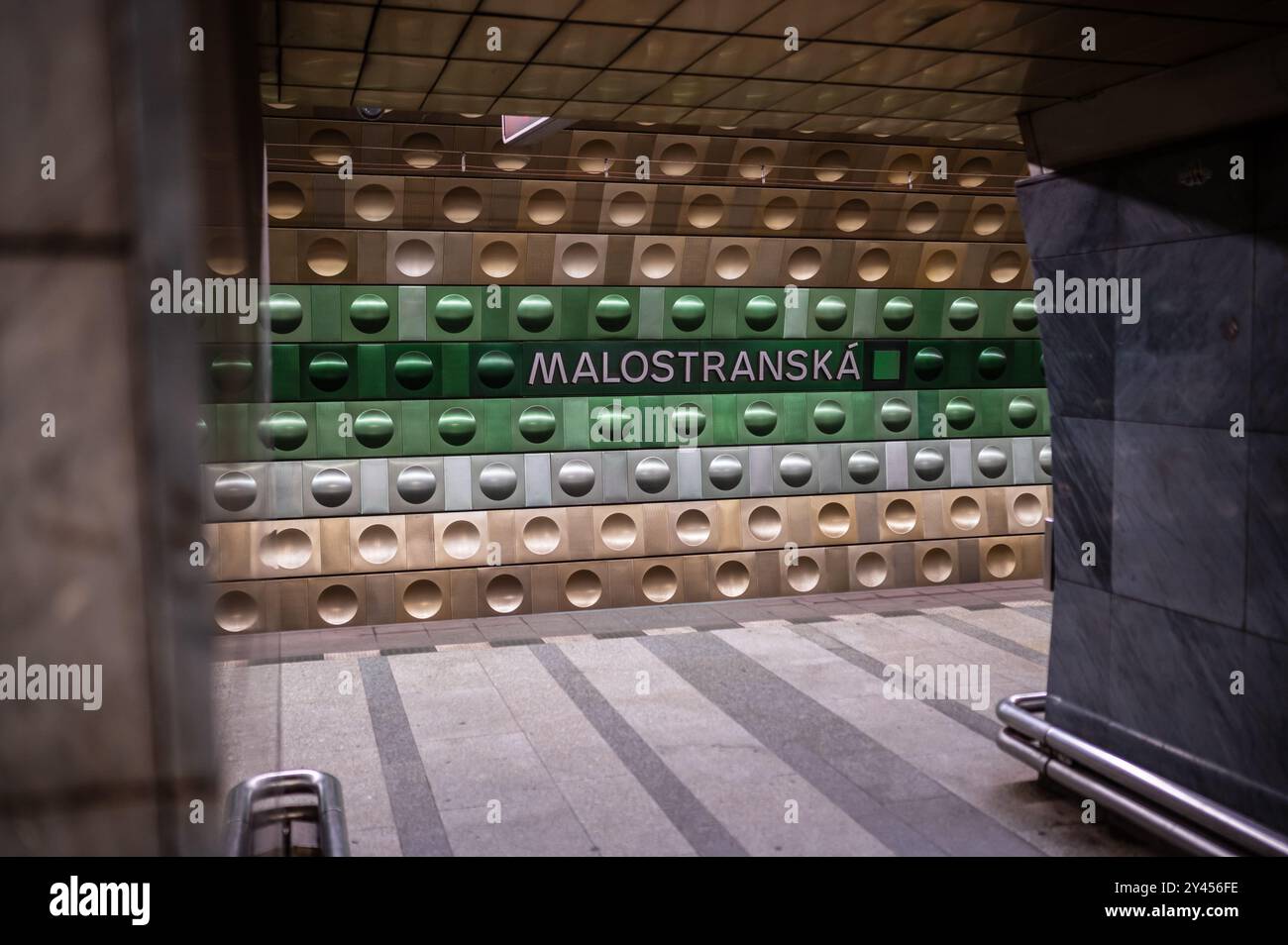 Prague metro map hi-res stock photography and images - Alamy