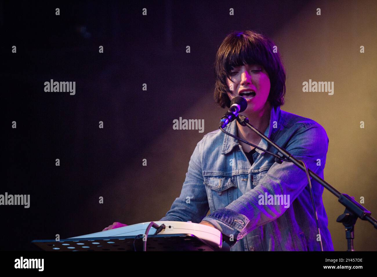Sharon van etten album hi-res stock photography and images - Alamy