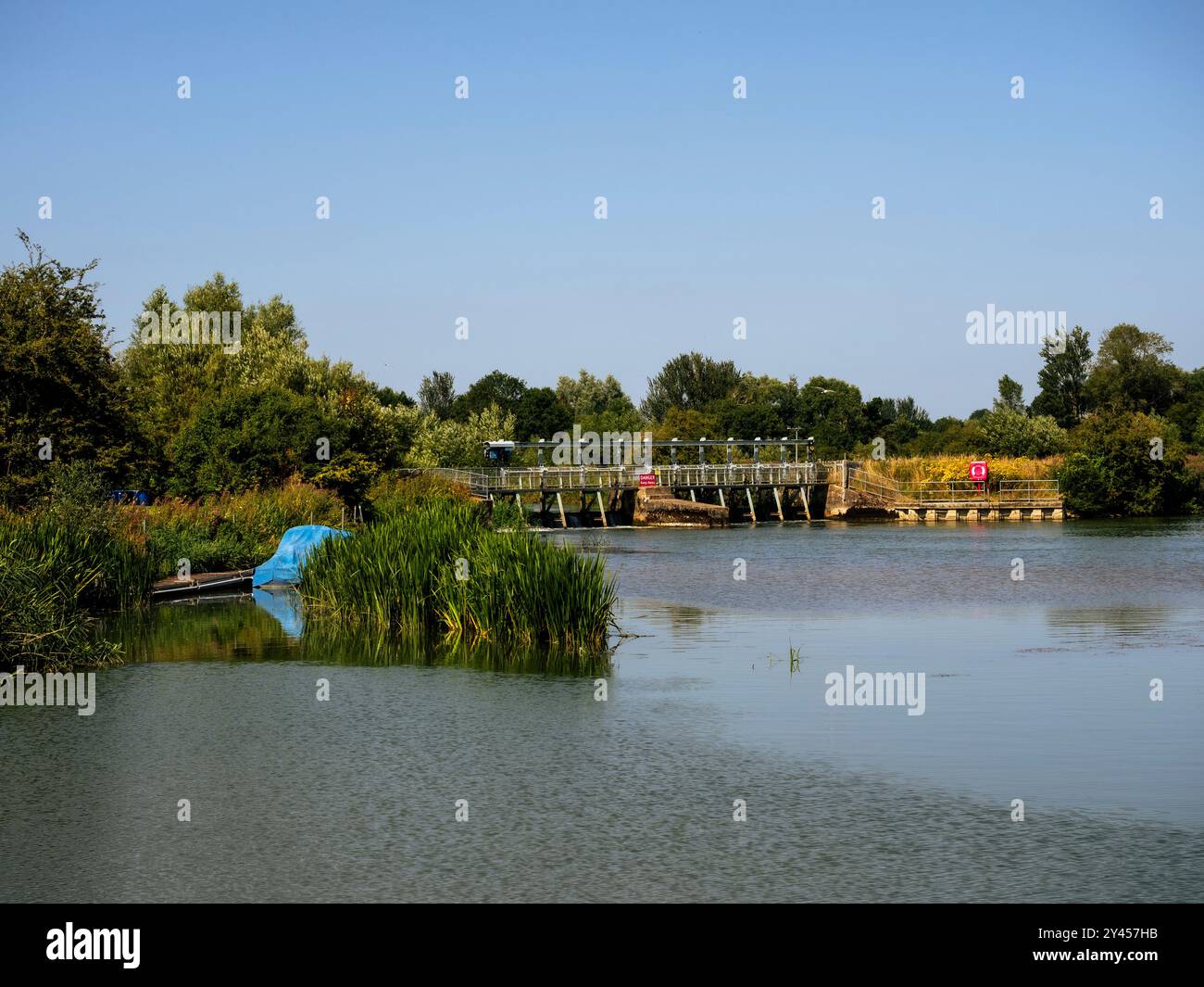 King's lock thames hi-res stock photography and images - Alamy