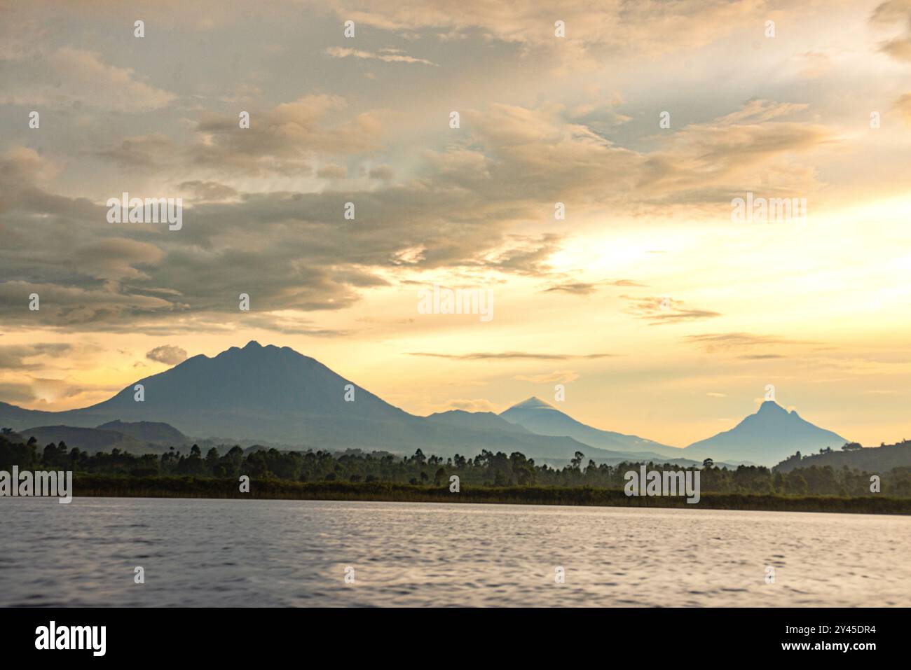 Mt mugahinga hi-res stock photography and images - Alamy
